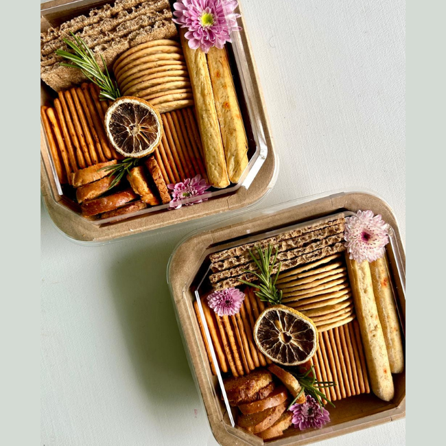 The Statement Cracker Box - Plattered Colombo